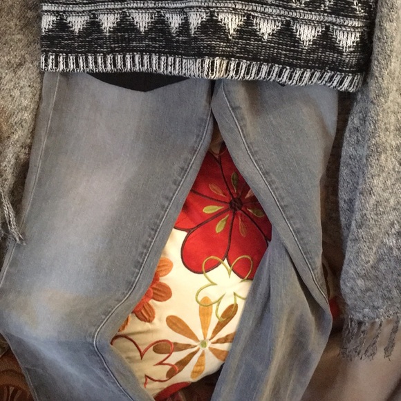 Lucky Brand | Sweaters | Aztec Print Black White Lucky Brand Crew Long ...